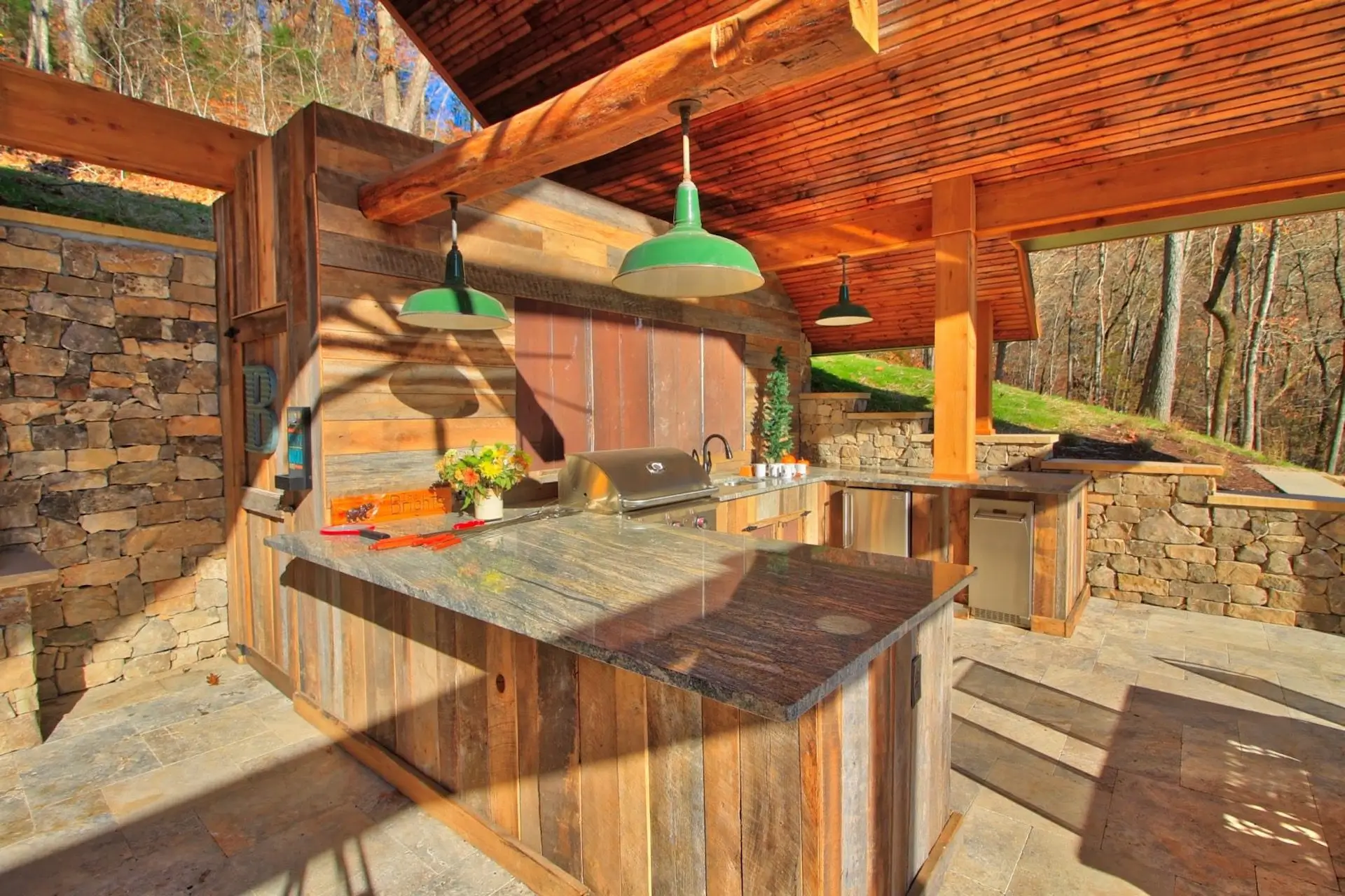 Custom Outdoor Kitchens | New Beginnings | (615) 256-8873